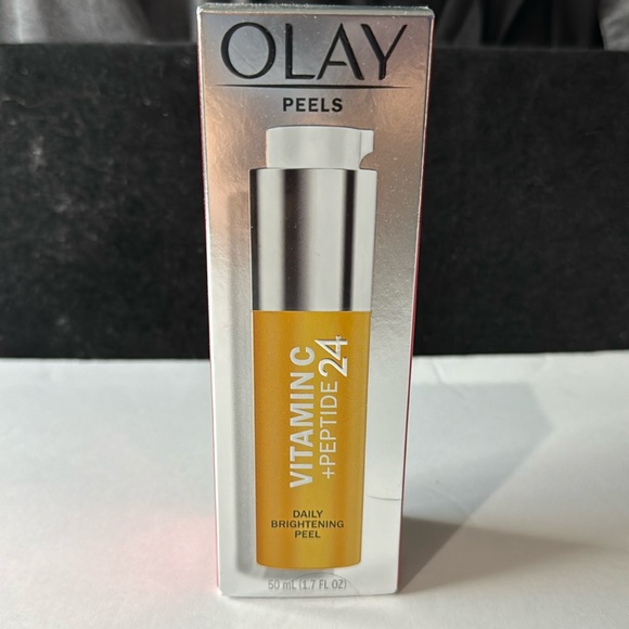 OLAY | Skincare | Olay Peels Vitamin C Peptide 24 | Poshmark